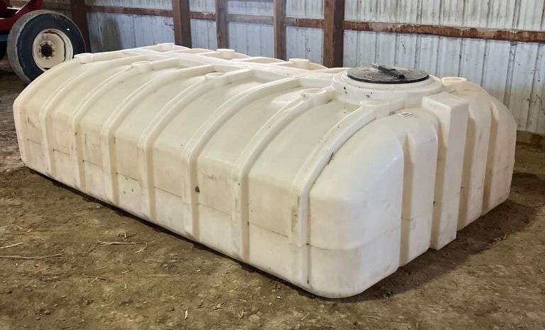 1250-Gallon Water Tank, 11'L x 7'W x 3'H with a 2" Outlet - Albrecht ...