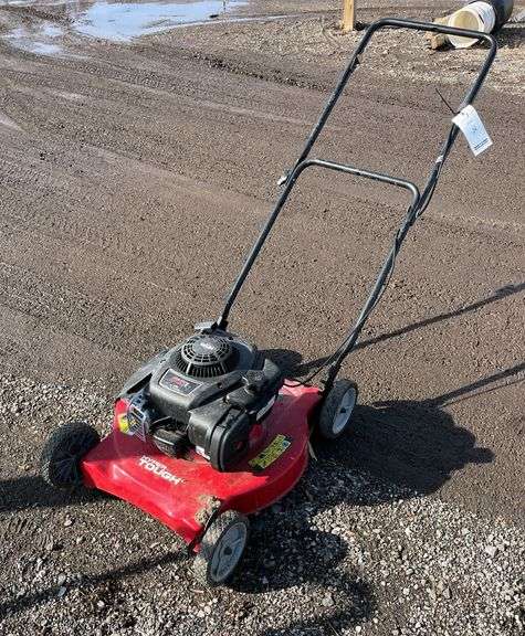 Hyper Tough push lawn mower with Briggs & Stratton 30o motor, has ...