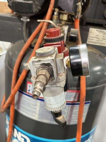 Stand-up air compressor, 64"H, good - Albrecht Auction Service