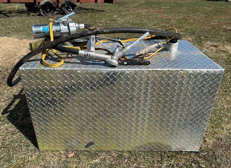 Diamond Plate Fuel Tank with 12V Pump, 15 GPM - Albrecht Auction Service