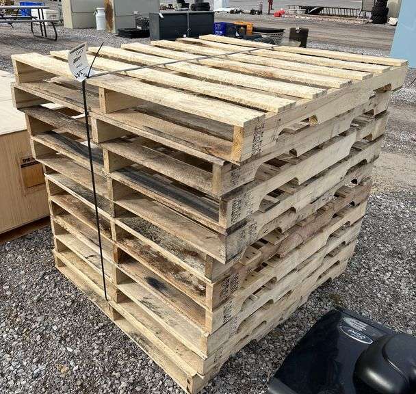 (10) Light duty wooden skids, 42" x 45", excellent - Albrecht Auction ...
