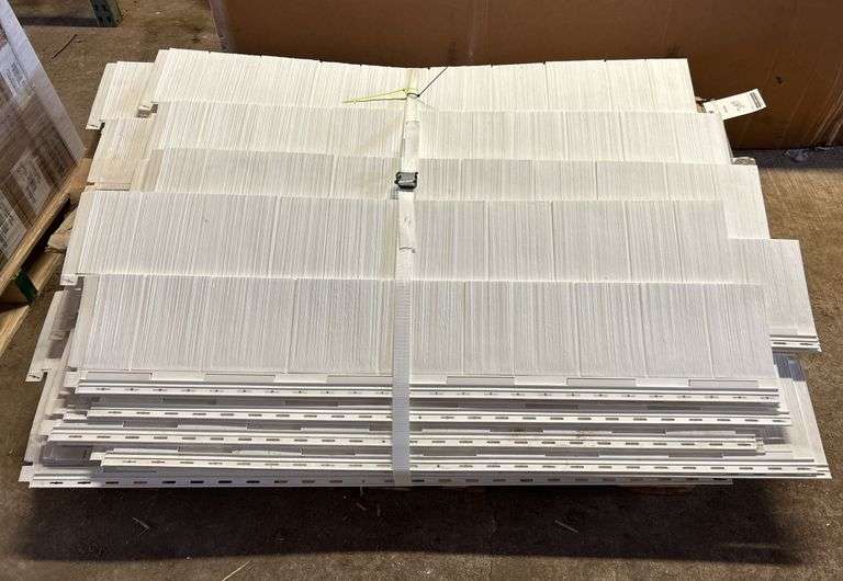 (57) Pieces of white Portsmouth D7 vinyl shake, brand new - Albrecht ...