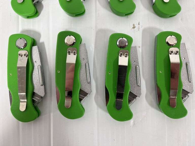 (8) Hyper Tough quick change utility knives, foldable - Albrecht ...