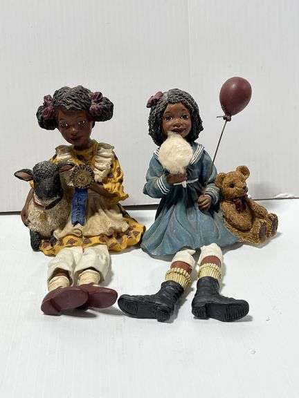 (6) Figurines, includes: 1- Daddy Long Legs Collection, "Sparky" IE ...