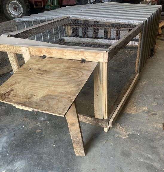 Chicken Tracker, 7'6"W x 10'6"L x 3' to Peak, 15 Nesting Boxes, Unused ...