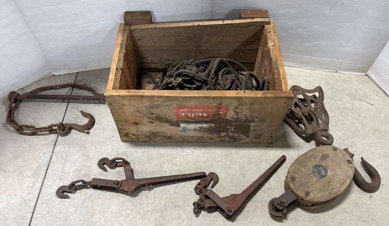 Rigging, box- 20 1/2"W x 15"D x 10"H, poor/very dirty - Albrecht ...