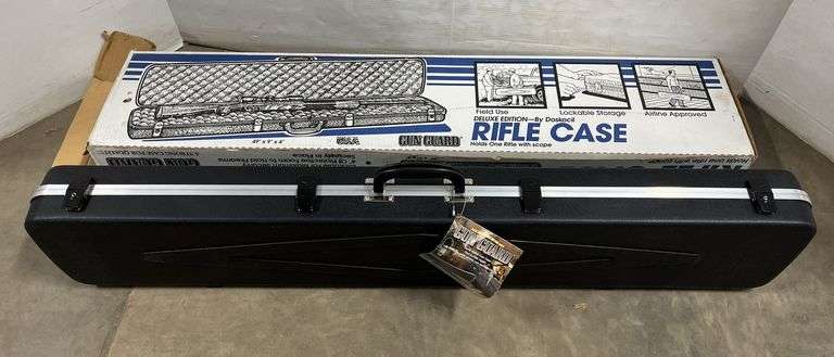 Black Doskocil gun guard single scoped rifle case in factory box, 49"W ...