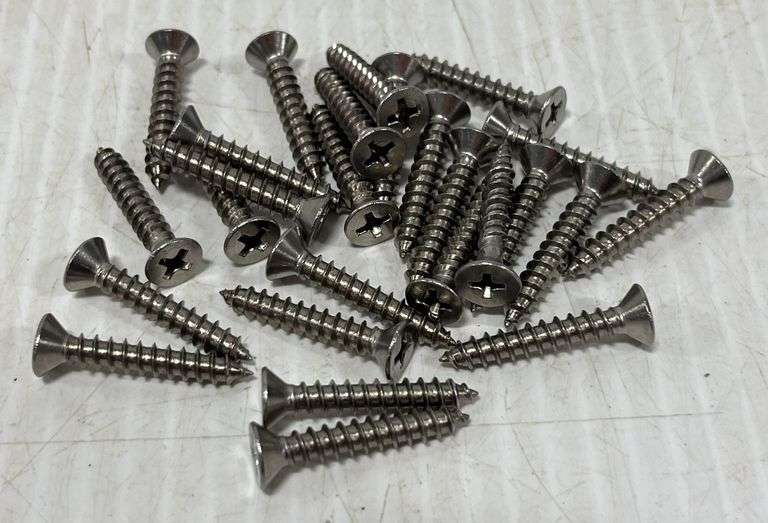 Screws for tank lids, new - Albrecht Auction Service