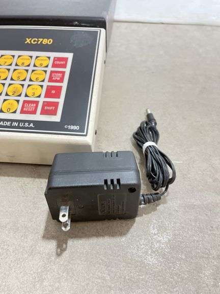 Sterling scale, model SC780, 12"L, works - Albrecht Auction Service