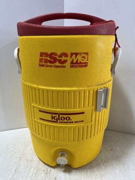 Igloo water cooler with spout, 5-gallon size, 13"Dia, good - Albrecht ...