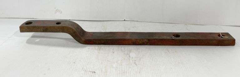 Draw bar for 600 or 800 Series, Ford Tractor - Albrecht Auction Service