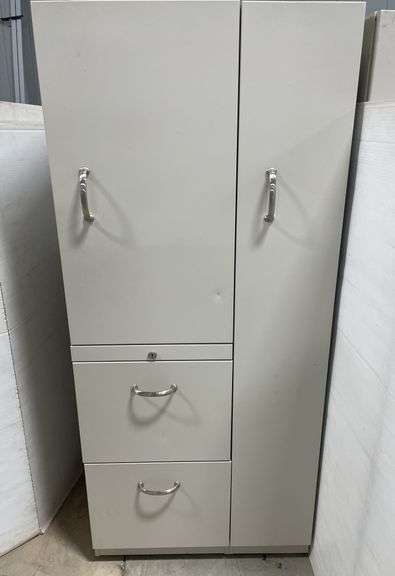 Cubicle locker, 24"W x 24"D x 54 1/4"H, used, good - Albrecht Auction ...