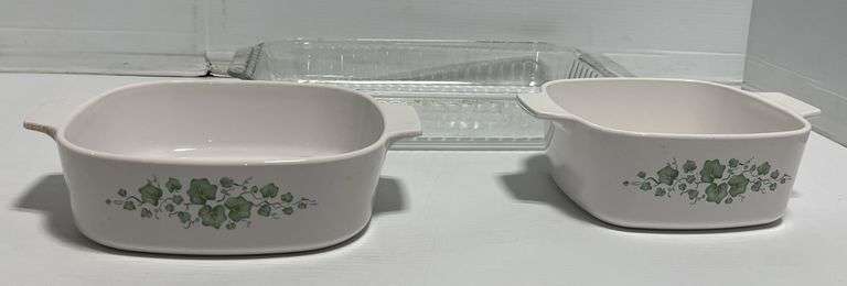 Pyrex glass cake pan, 13" x 9" x 2"; (2) Casserole St. green pans, up ...