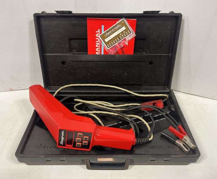 Snap-On timing light, model no. MT1261A, with case, case- 17"W, tested ...
