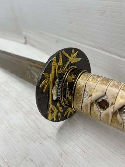 Samurai Style Sword - Albrecht Auction Service