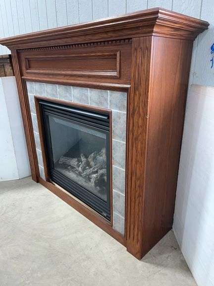 High Efficiency Lennox natural gas fireplace, 29,000 BTU heater, model ...