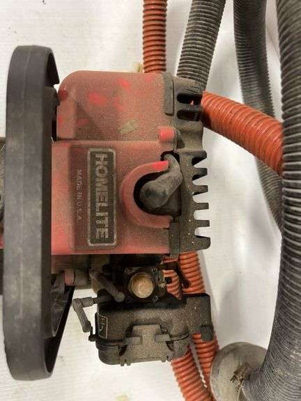 Homelite water pump and hose - Albrecht Auction Service