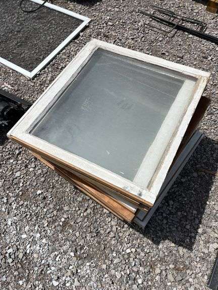 Windows, 25" x 25", one without glass pane - Albrecht Auction Service