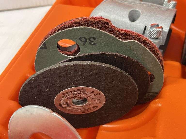 Rotozip, revolution advanced spiral saw in case, like new - Albrecht ...