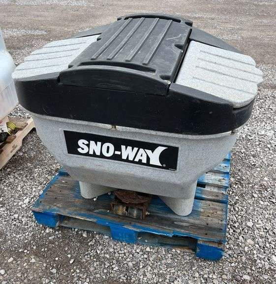 Sno-Way salt spreader, will need some work - Albrecht Auction Service