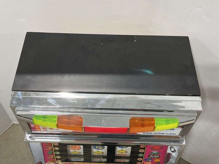 777 Pink Panther slot machine, lights up, keys included, made by ...