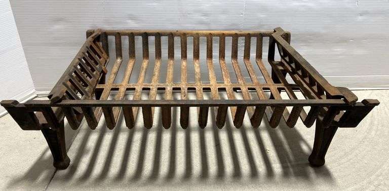 Fireplace crate, 28"W x 15"D x 8"H, good - Albrecht Auction Service