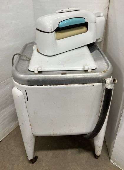 Maytag wringer washer square tub, model E2LS, 26"W x 41"H, used, works ...