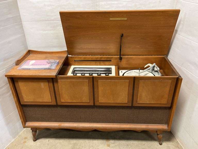 Stereo console, 1963 Electrohome, 11-tube unit, 48"W x 15"D x 28"H ...