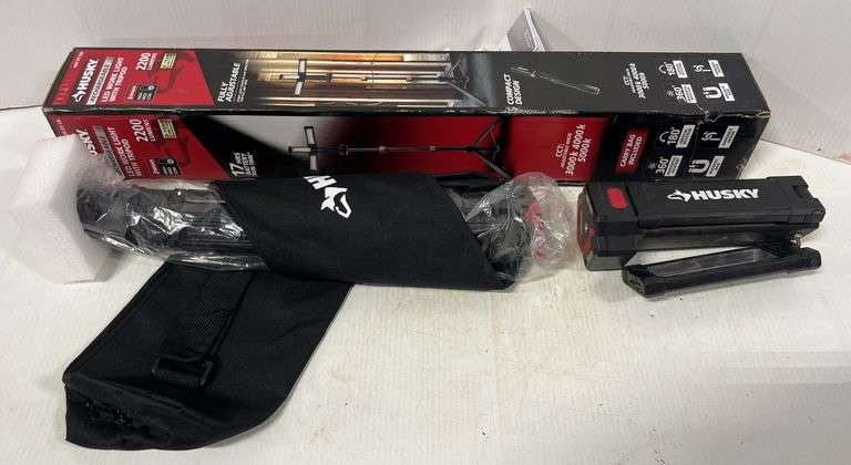 Husky LED work light with tripod - Albrecht Auction Service