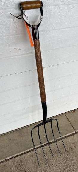 5-Tine short handle pitchfork - Albrecht Auction Service