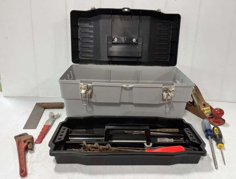 Stack-On toolbox, full of good older but usable tools, box- 19" x 9" x ...