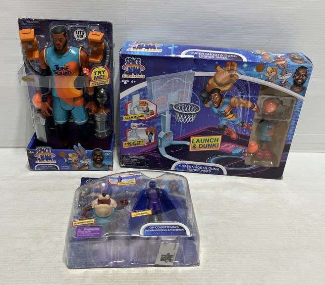 Space John action figurine, Lebron James Ultimate Tune Squad Tasmanian ...