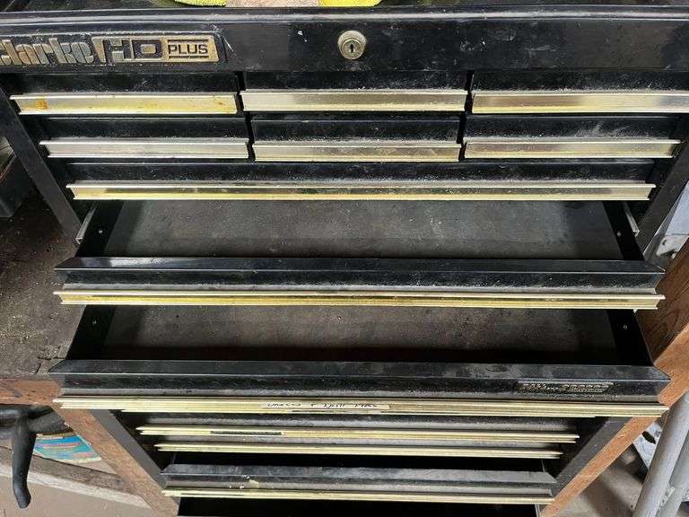 Clarke Heavy Duty Rolling Toolbox (top and bottom boxes), No Keys ...