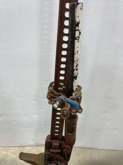 Handyman jack, 51"H, works well - Albrecht Auction Service