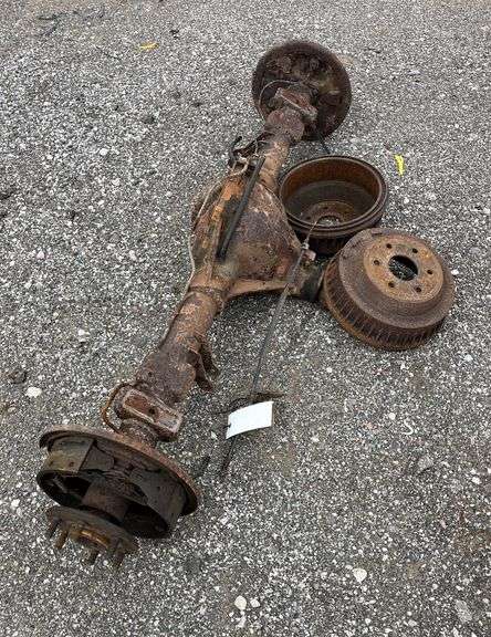 1998 Silverado rear end with brake drums, drums- 17'W, as is - Albrecht ...