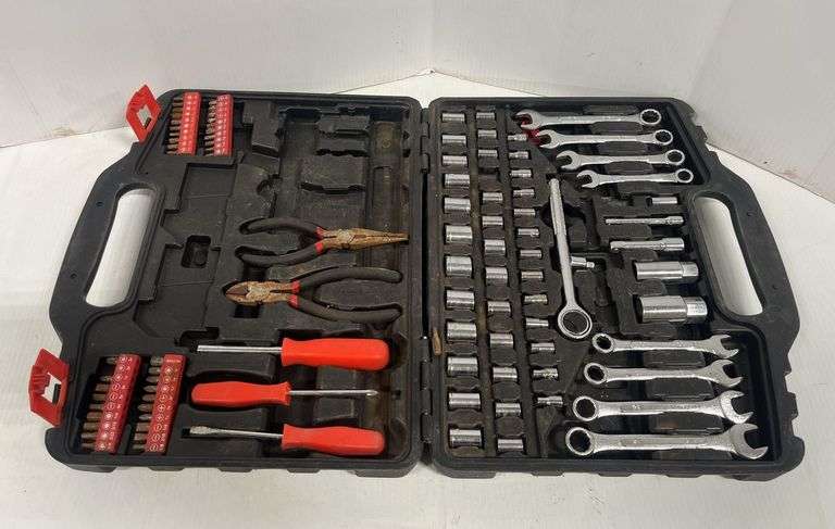 Assorted tool set, missing some pieces, has some surface rust - Albrecht Auction Service