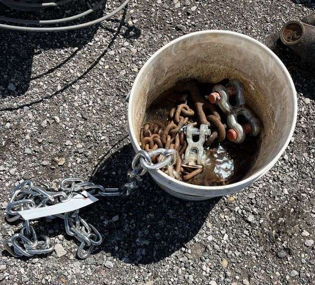 Bucket of misc. chain and frame hooks, and chain links, rusty ...