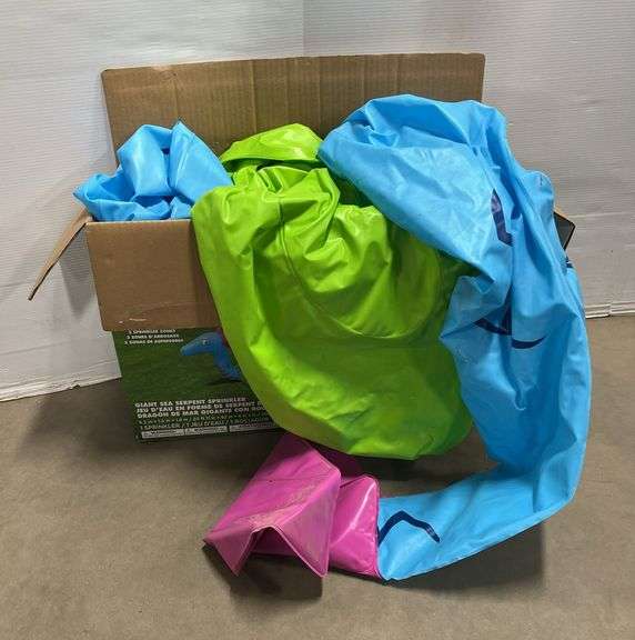 Dragon sprinkler, used once, good - Albrecht Auction Service
