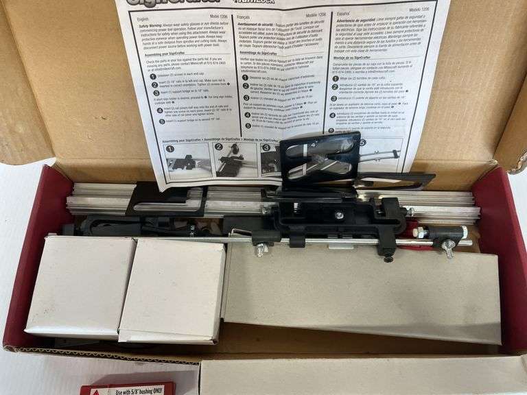 Signcrafter router template, makes 3" to 36"W sign - Albrecht Auction ...