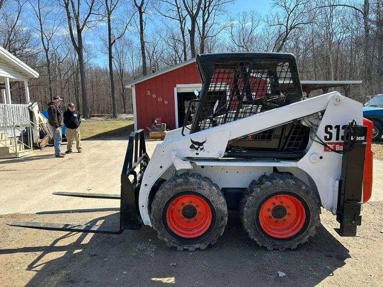 Bobcat Skidsteer S130 with Forks. Rear Stabilizer Arms for Backhoe ...