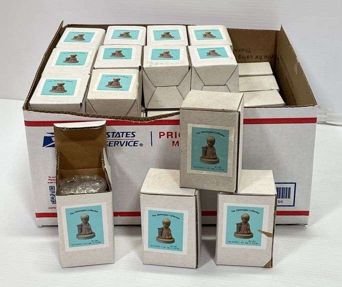 (39) Christopher Collection no. 1 mini figurines by Lefton China, 2 1/4 ...