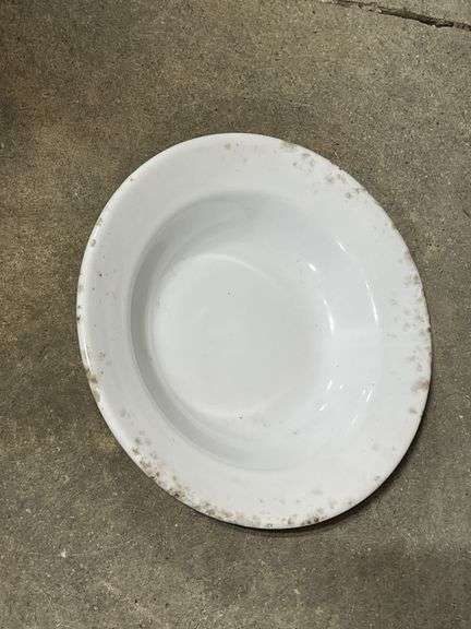 (7) Cases of Crestware 9" soup bowls, total of 168 bowls, NIB ...