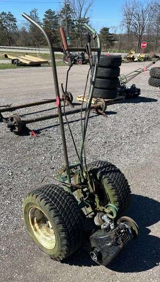 Antique John Deere 2-wheel tractor, for parts or repair, very similar ...
