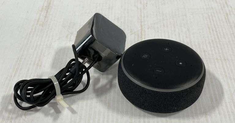 Amazon Alexa Echo Dot, bluetooth C78MP8 Speaker, comes with cord, like ...