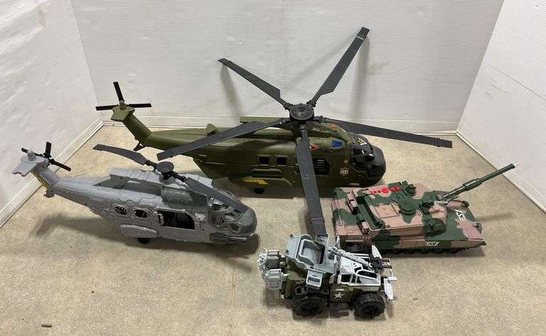 Kid connection giant military transport, Helicopter, gray in color, 24 ...