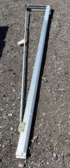 Tawi material handles, boom lifting capacity of 275 lbs., 10' arm ...