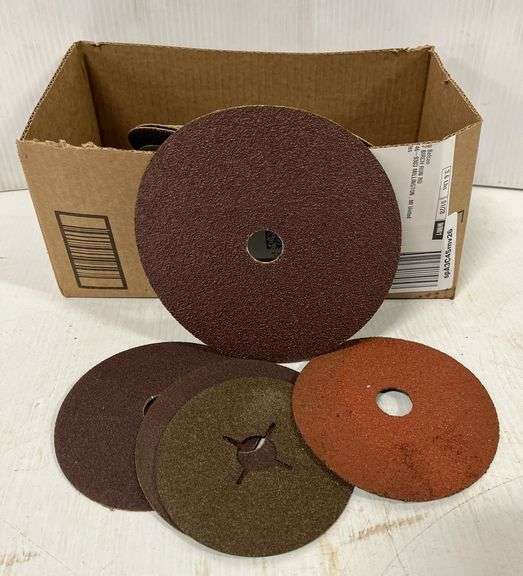 Sanding discs, 7" and 4 1/2", new - Albrecht Auction Service