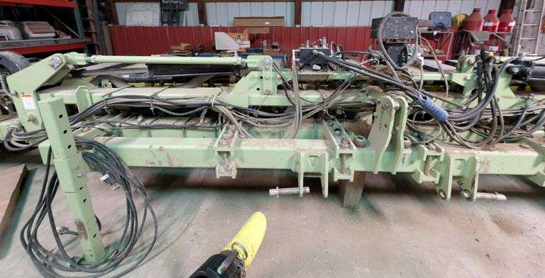 John Deere 18-22" Row Stack Fold Planter, 33'W, Cast Iron Units with 3 ...