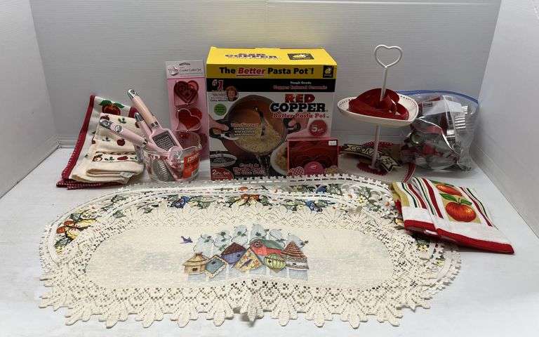 Kitchen and cooking items, includes: Red copper pasta pot, new; Cookie ...