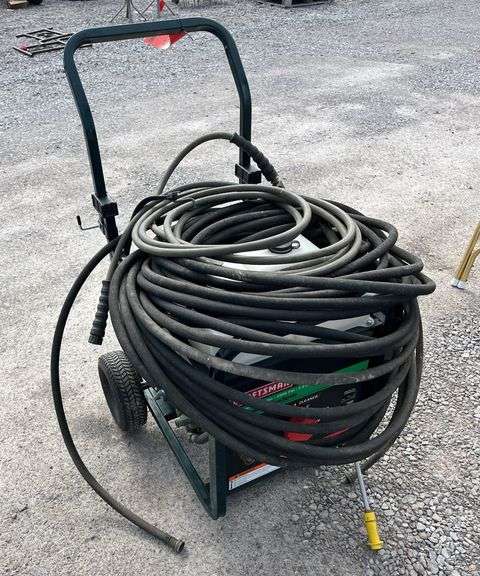 Intek 206 power washer with 6.5 HP Briggs & Stratton motor, includes ...